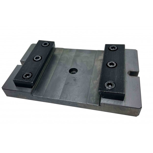 Guide plate for tool makers machine vice